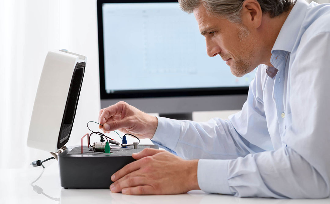 Hearing Instrument Test Chamber—AVANT HIT+ | MEDRX